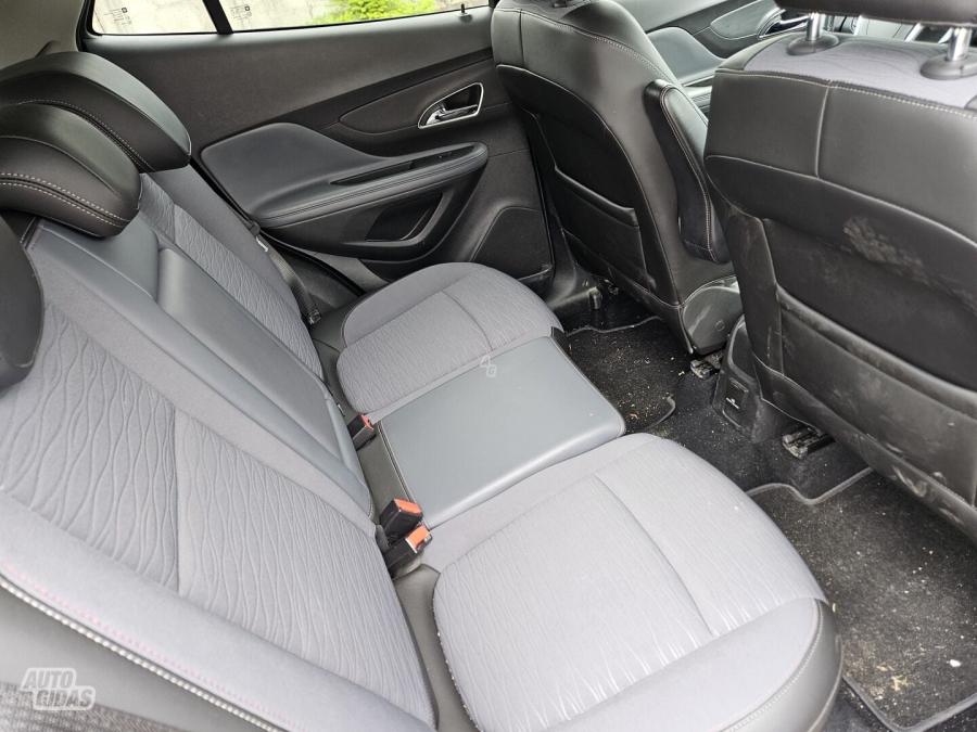 Black Opel Mokka 2015 in Mazeikiai, with an engine capacity of 1.70 L and mileage of 239 thousand km for 6450 €, photo 15 on AUTOMOTO.COM.LV