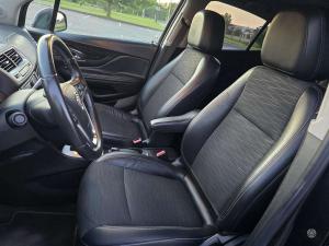 Black Opel Mokka 2015 in Siauliai, with an engine capacity of 1.36 L and mileage of 190 thousand km for 6650 €, photo 25 on AUTOMOTO.COM.LV