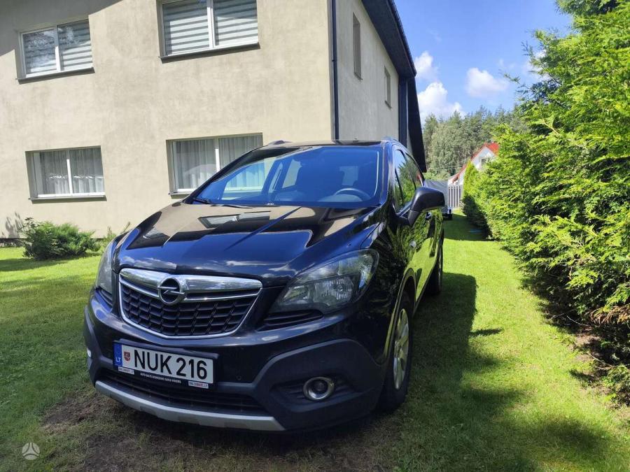 Melns Opel Mokka 2015 Viļņa, ar dzinēja tilpumu 1.36 L un nobraukumu 290 tūkst. km par 7499 €, foto 3 vietnē AUTOMOTO.COM.LV