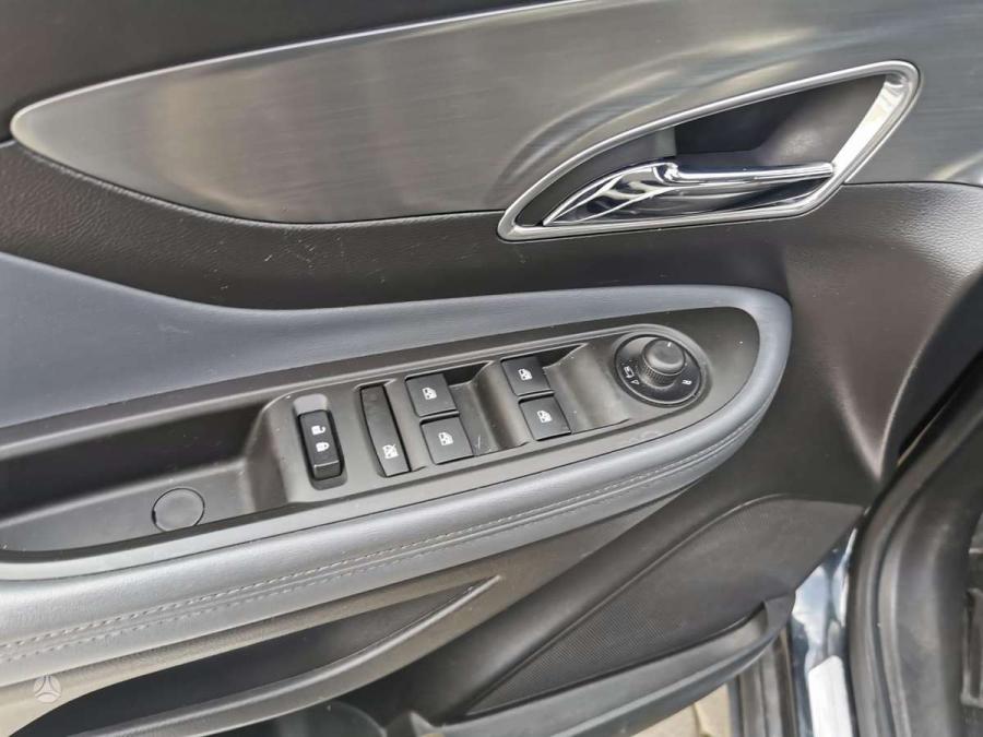 Black Opel Mokka 2015 in Klaipeda, with an engine capacity of 1.60 L and mileage of 103 thousand km for 7700 €, photo 12 on AUTOMOTO.COM.LV
