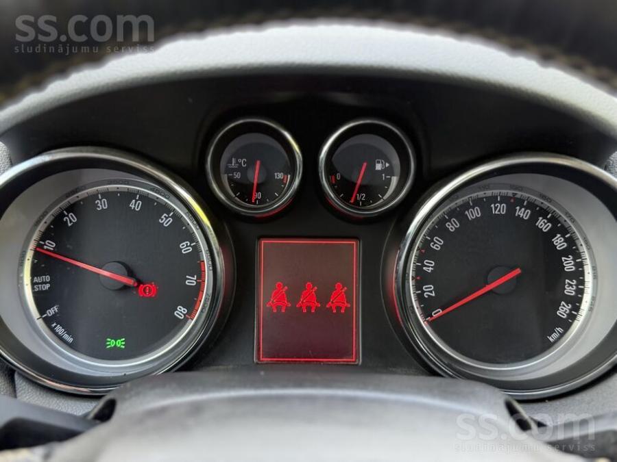Melns Opel Mokka 2015 Rīga, ar dzinēja tilpumu 1.40 L un nobraukumu 240 tūkst. km par 5470 €, foto 23 vietnē AUTOMOTO.COM.LV