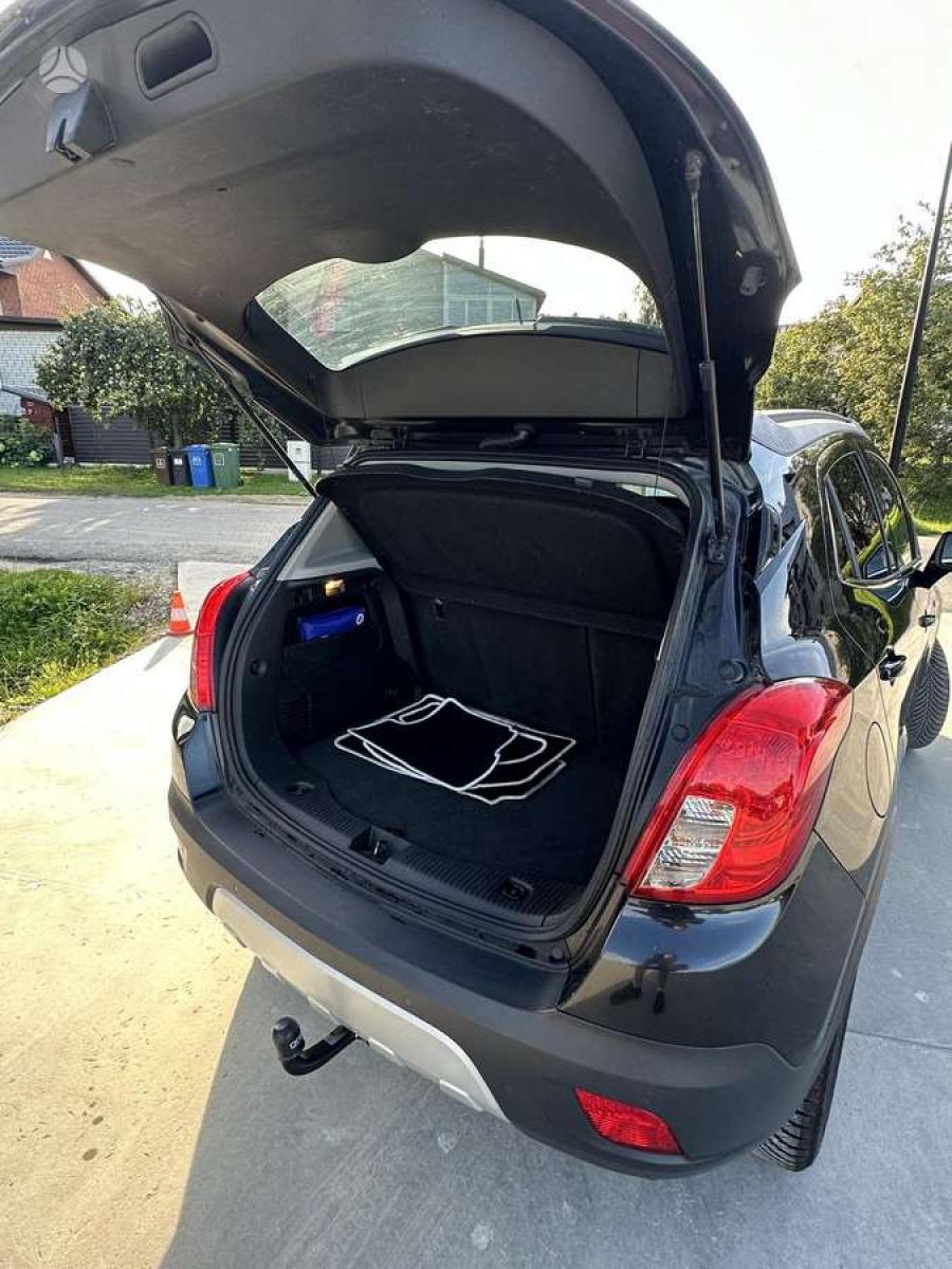 Black Opel Mokka 2015 in Alytus, with an engine capacity of 1.60 L and mileage of 167 thousand km for 7950 €, photo 20 on AUTOMOTO.COM.LV