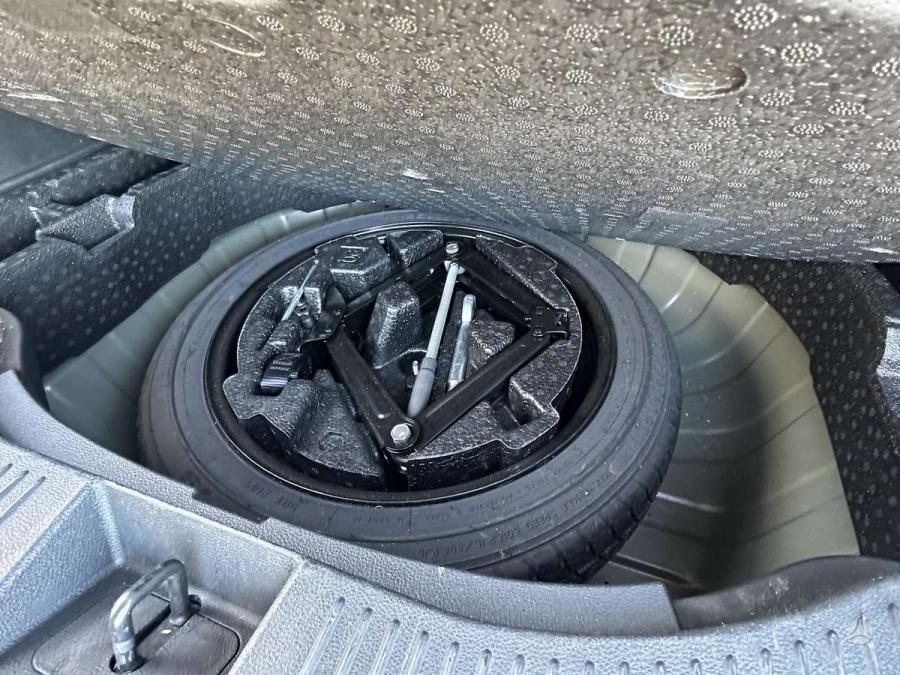 Black Opel Mokka 2015 in Alytus, with an engine capacity of 1.60 L and mileage of 167 thousand km for 7950 €, photo 21 on AUTOMOTO.COM.LV