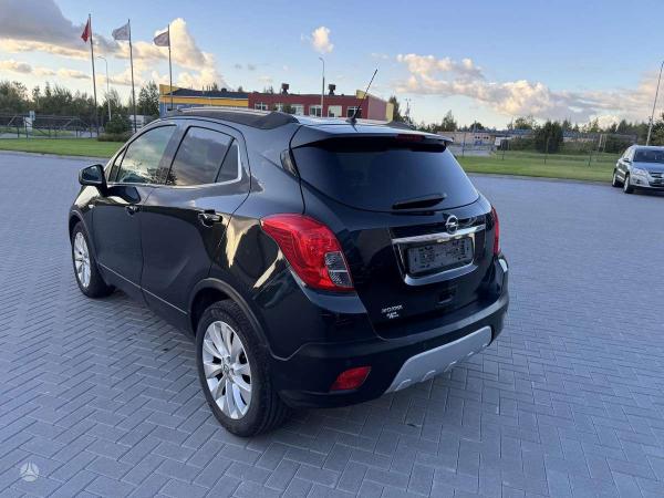 Black Opel Mokka 2015 in Telschi, with an engine capacity of 1.36 L and mileage of 246 thousand km for 3999 €, photo 5 on AUTOMOTO.COM.LV
