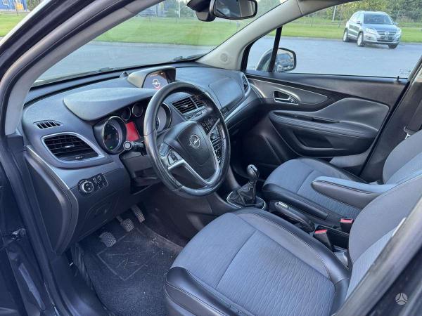 Black Opel Mokka 2015 in Telschi, with an engine capacity of 1.36 L and mileage of 246 thousand km for 3999 €, photo 10 on AUTOMOTO.COM.LV