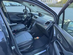 Black Opel Mokka 2015 in Telschi, with an engine capacity of 1.36 L and mileage of 246 thousand km for 3999 €, photo 13 on AUTOMOTO.COM.LV