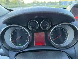 Black Opel Mokka 2015 in Telschi, with an engine capacity of 1.36 L and mileage of 246 thousand km for 3999 €, photo 17 on AUTOMOTO.COM.LV