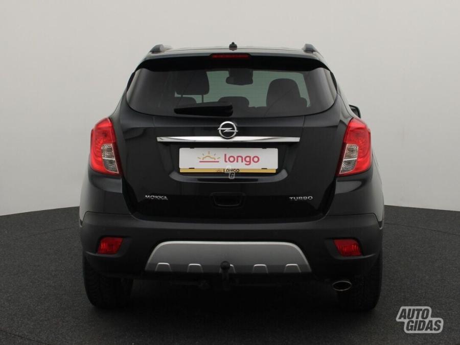 Black Opel Mokka 2016 in Vilnius, with an engine capacity of 1.40 L and mileage of 155 thousand km for 9599 €, photo 5 on AUTOMOTO.COM.LV