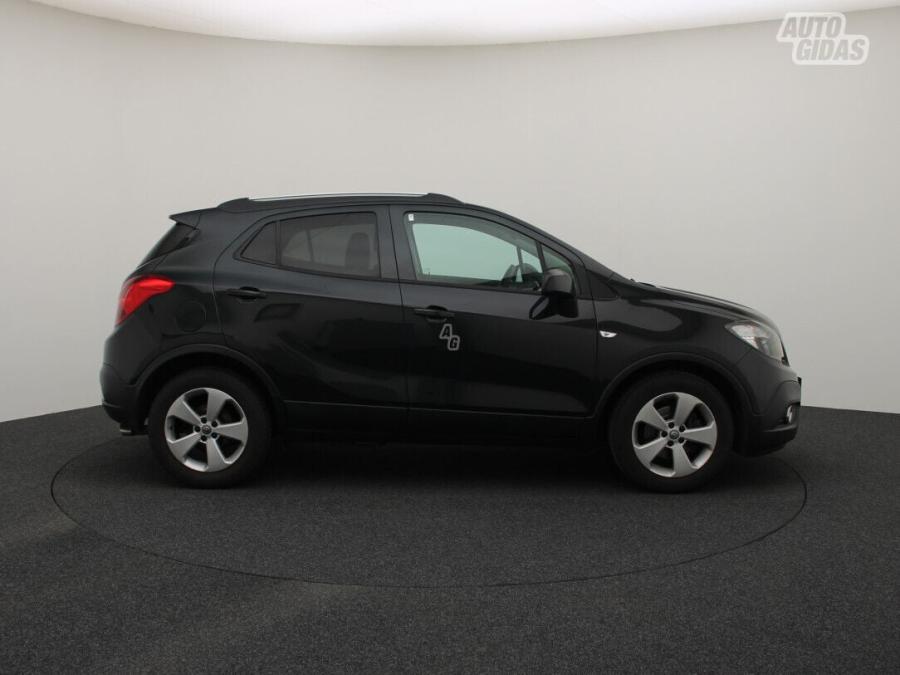 Black Opel Mokka 2016 in Vilnius, with an engine capacity of 1.40 L and mileage of 155 thousand km for 9599 €, photo 9 on AUTOMOTO.COM.LV