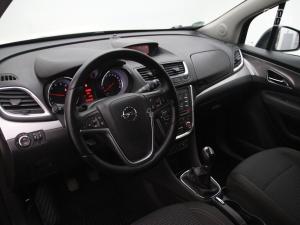 Black Opel Mokka 2016 in Vilnius, with an engine capacity of 1.40 L and mileage of 155 thousand km for 9599 €, photo 16 on AUTOMOTO.COM.LV
