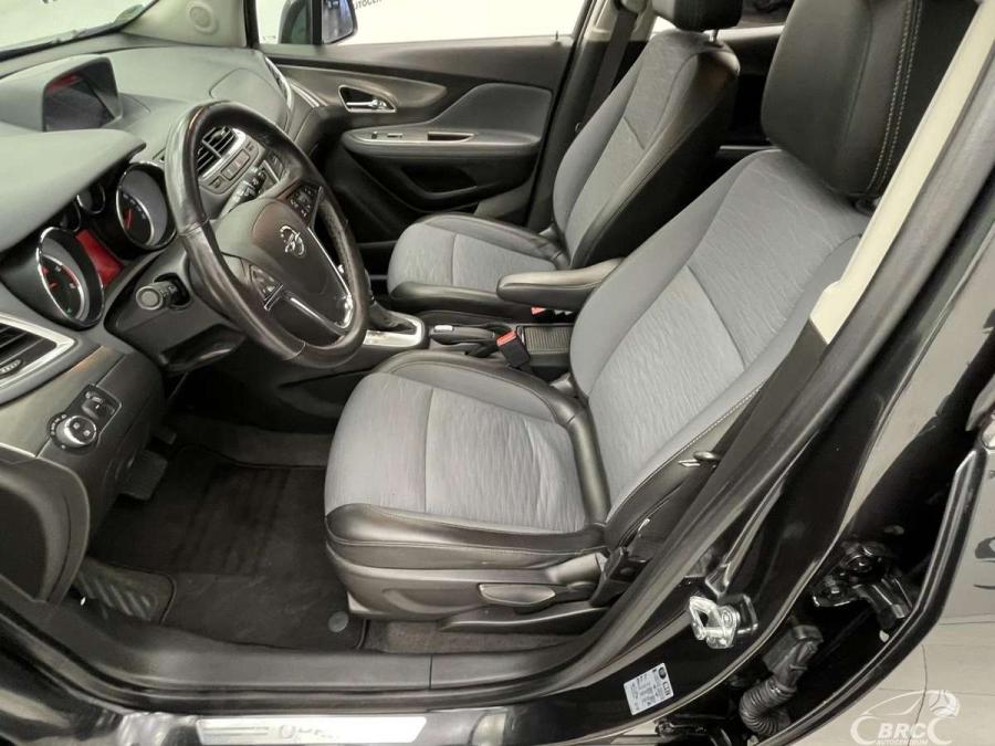 Black Opel Mokka 2016 in Vilnius, with an engine capacity of 1.60 L and mileage of 223 thousand km for 8900 €, photo 21 on AUTOMOTO.COM.LV