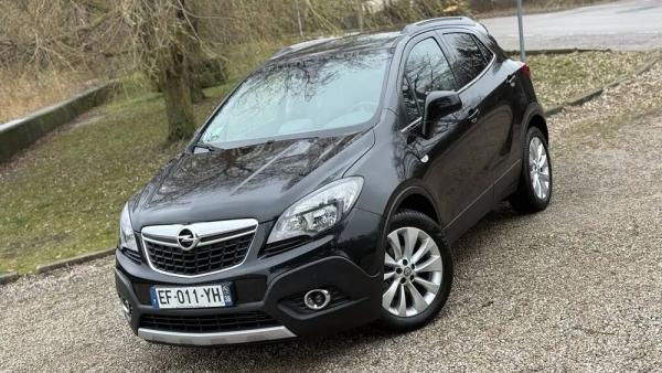 Black Opel Mokka 2016 in Jurmala, with an engine capacity of 1.60 L and mileage of 135 thousand km for 6000 €, photo 1 on AUTOMOTO.COM.LV