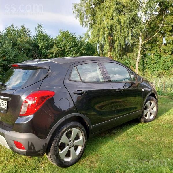 Melns Opel Mokka 2016 Jelgava, ar dzinēja tilpumu 1.60 L un nobraukumu 221 tūkst. km par 5900 €, foto 8 vietnē AUTOMOTO.COM.LV