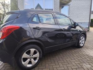 Black Opel Mokka 2016 in Telschi, with an engine capacity of 1.40 L and mileage of 248 thousand km for 6300 €, photo 5 on AUTOMOTO.COM.LV