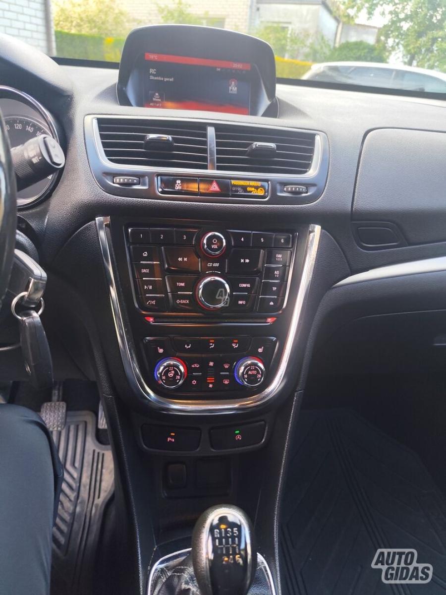 Black Opel Mokka 2016 in Telschi, with an engine capacity of 1.40 L and mileage of 248 thousand km for 6300 €, photo 17 on AUTOMOTO.COM.LV