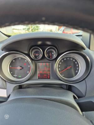 Black Opel Mokka 2016 in Kaunas, with an engine capacity of 1.60 L and mileage of 211 thousand km for 8000 €, photo 13 on AUTOMOTO.COM.LV