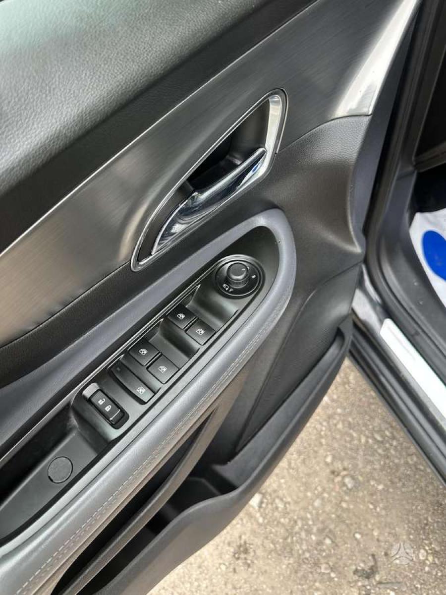 Melns Opel Mokka 2016 Šauļi, ar dzinēja tilpumu 1.60 L un nobraukumu 198 tūkst. km par 7350 €, foto 14 vietnē AUTOMOTO.COM.LV