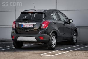 Черный Опель Mokka 2016 в Рига, объемом двигателя 1.60 л и пробегом 117 тыс. км за 9995 €, фото 5 на AUTOMOTO.COM.LV