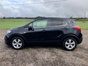 Black Opel Mokka 2016 in Talsi, with an engine capacity of 1.60 L and mileage of 151 thousand km for 8999 €, photo 6 on AUTOMOTO.COM.LV