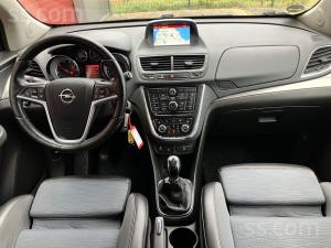 Black Opel Mokka 2016 in Talsi, with an engine capacity of 1.60 L and mileage of 151 thousand km for 8999 €, photo 20 on AUTOMOTO.COM.LV