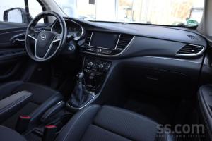 Melns Opel Mokka 2017 Rīga, ar dzinēja tilpumu 1.60 L un nobraukumu 0 tūkst. km par 8995 €, foto 9 vietnē AUTOMOTO.COM.LV