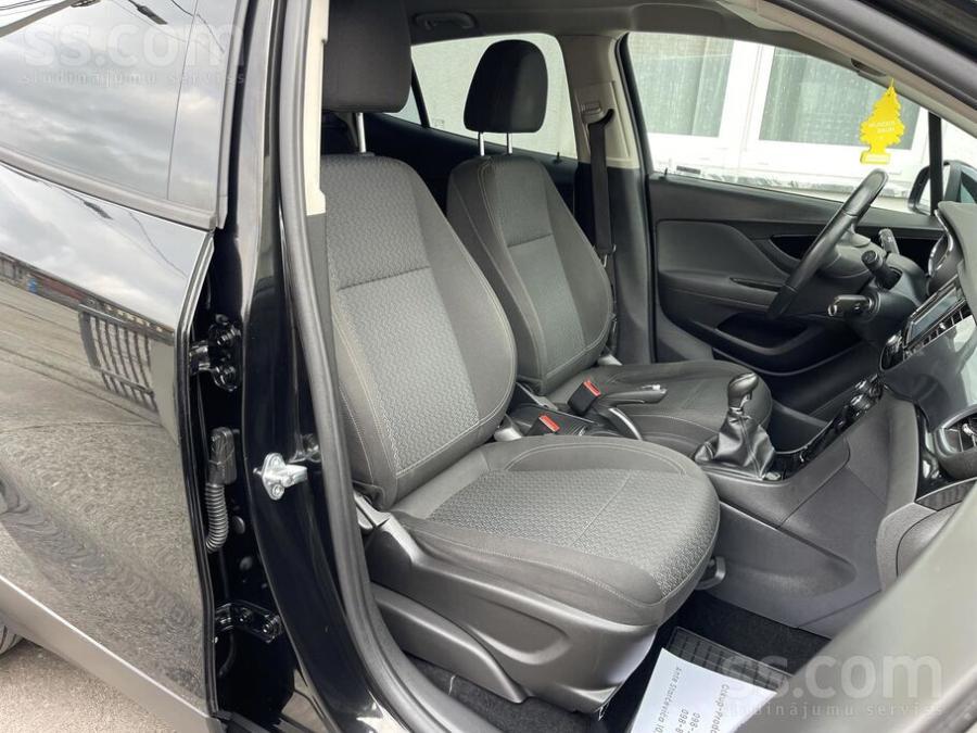 Melns Opel Mokka 2017 Rīga, ar dzinēja tilpumu 1.60 L un nobraukumu 134 tūkst. km par 8600 €, foto 6 vietnē AUTOMOTO.COM.LV