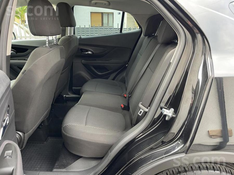 Melns Opel Mokka 2017 Rīga, ar dzinēja tilpumu 1.60 L un nobraukumu 134 tūkst. km par 8600 €, foto 10 vietnē AUTOMOTO.COM.LV