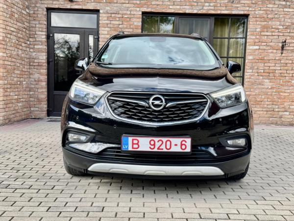 Black Opel Mokka 2017 in Riga, with an engine capacity of 1.60 L and mileage of 198 thousand km for 10300 €, photo 3 on AUTOMOTO.COM.LV
