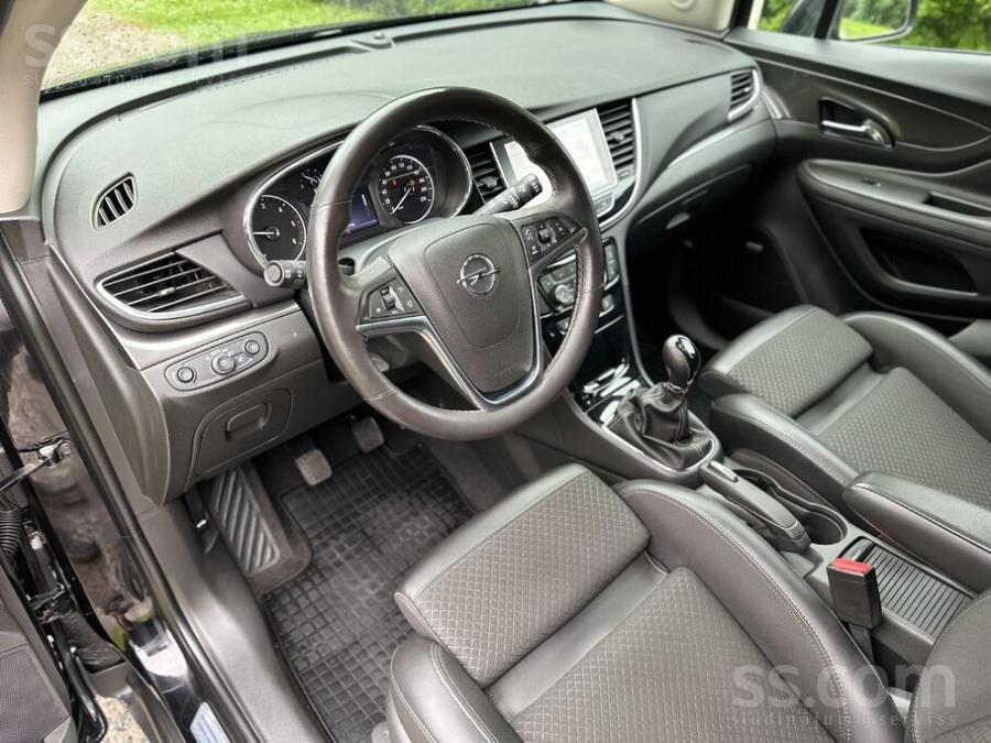 Black Opel Mokka 2017 in Talsi, with an engine capacity of 1.60 L and mileage of 192 thousand km for 10636 €, photo 11 on AUTOMOTO.COM.LV