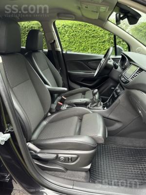 Black Opel Mokka 2017 in Talsi, with an engine capacity of 1.60 L and mileage of 192 thousand km for 10636 €, photo 22 on AUTOMOTO.COM.LV