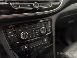 Melns Opel Mokka 2017 Jelgava, ar dzinēja tilpumu 1.60 L un nobraukumu 156 tūkst. km par 7995 €, foto 16 vietnē AUTOMOTO.COM.LV