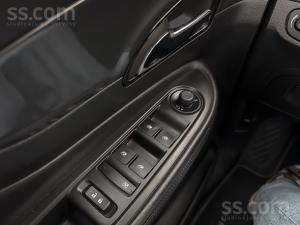 Melns Opel Mokka 2017 Jelgava, ar dzinēja tilpumu 1.60 L un nobraukumu 156 tūkst. km par 7995 €, foto 19 vietnē AUTOMOTO.COM.LV