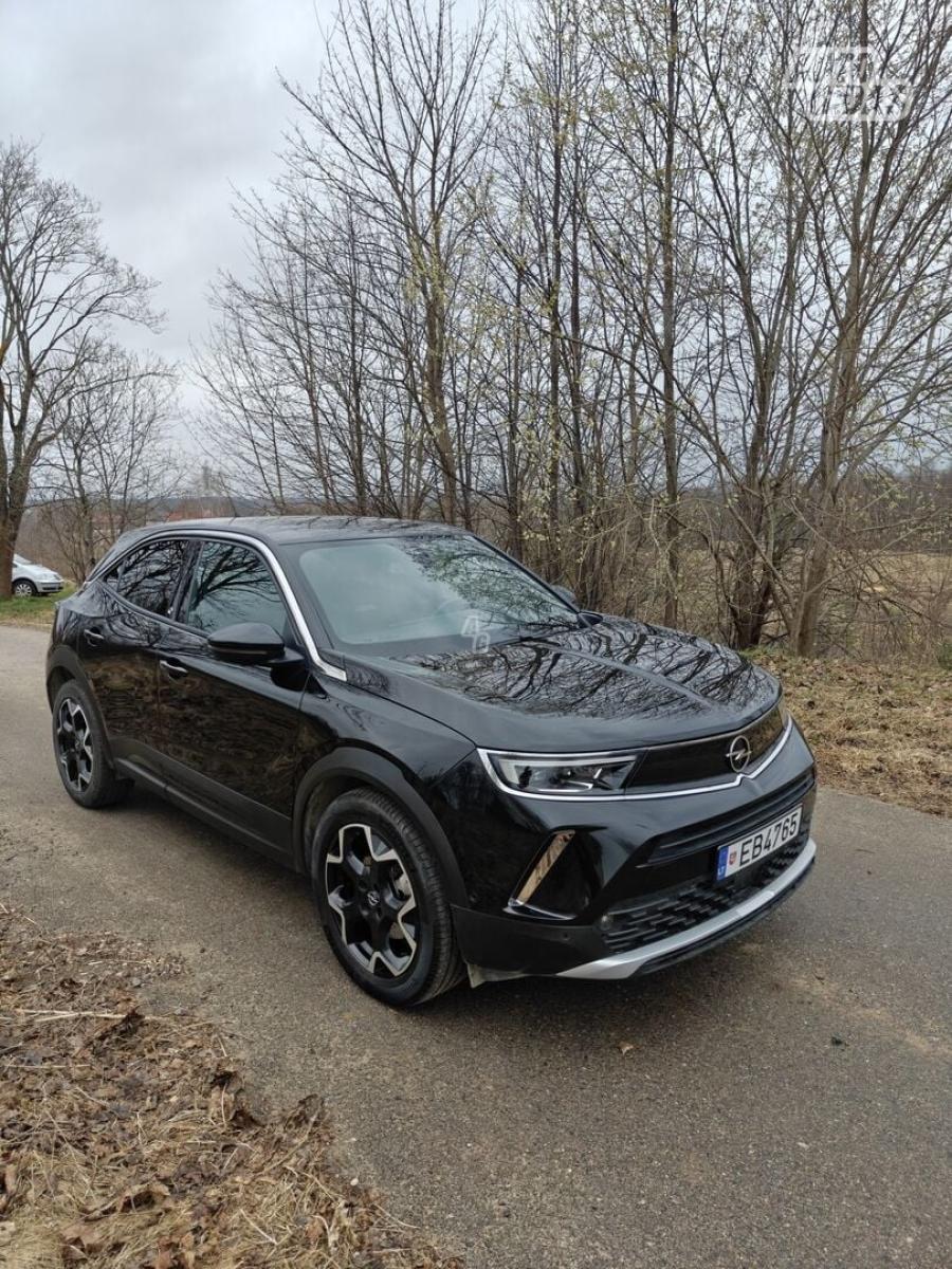Black Opel Mokka 2021 in Vilnius, with an engine capacity of 0.00 L and mileage of 35 thousand km for 13300 €, photo 4 on AUTOMOTO.COM.LV