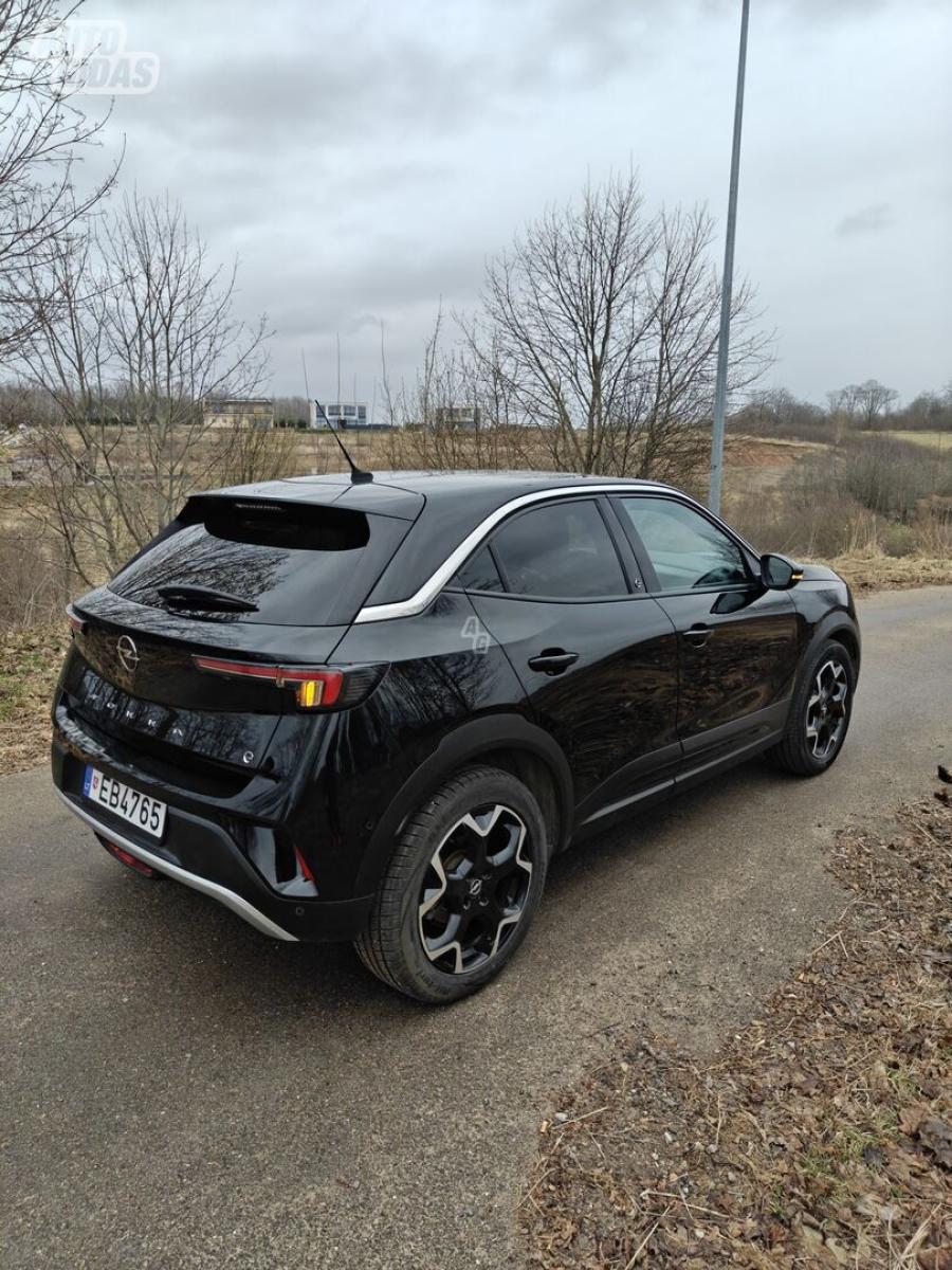 Black Opel Mokka 2021 in Vilnius, with an engine capacity of 0.00 L and mileage of 35 thousand km for 13300 €, photo 5 on AUTOMOTO.COM.LV