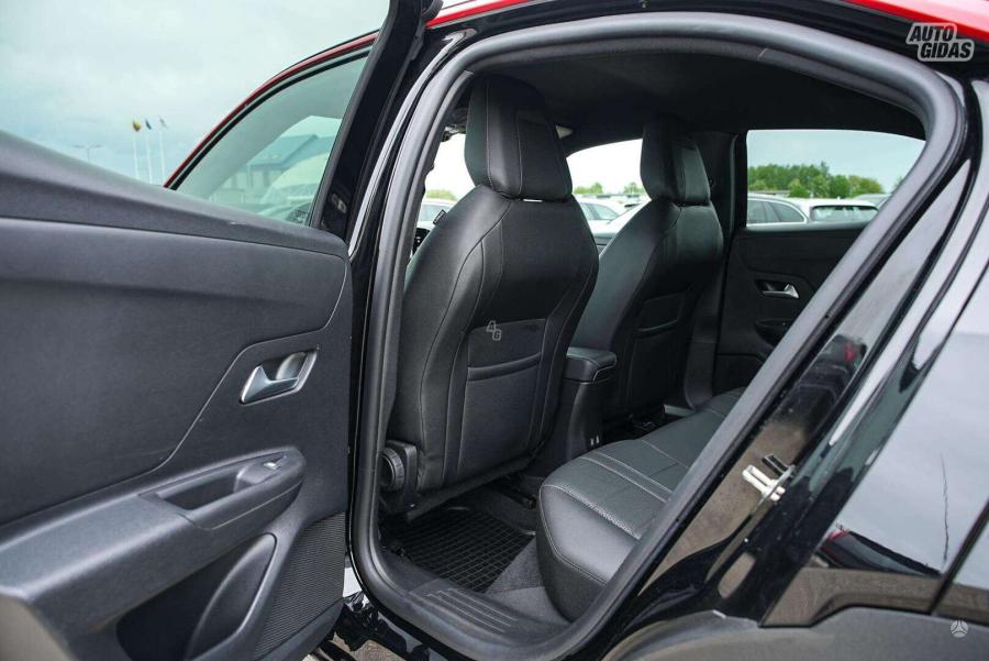 Melns Opel Mokka 2021 Marijampole, ar dzinēja tilpumu 1.20 L un nobraukumu 86 tūkst. km par 15450 €, foto 28 vietnē AUTOMOTO.COM.LV