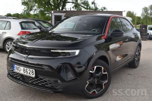 Черный Опель Mokka 2021 в Кулдига, объемом двигателя 1.20 л и пробегом 0 тыс. км за 17390 €, фото  на AUTOMOTO.COM.LV