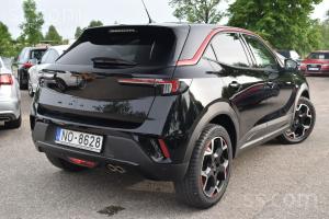 Черный Опель Mokka 2021 в Кулдига, объемом двигателя 1.20 л и пробегом 0 тыс. км за 17390 €, фото 3 на AUTOMOTO.COM.LV