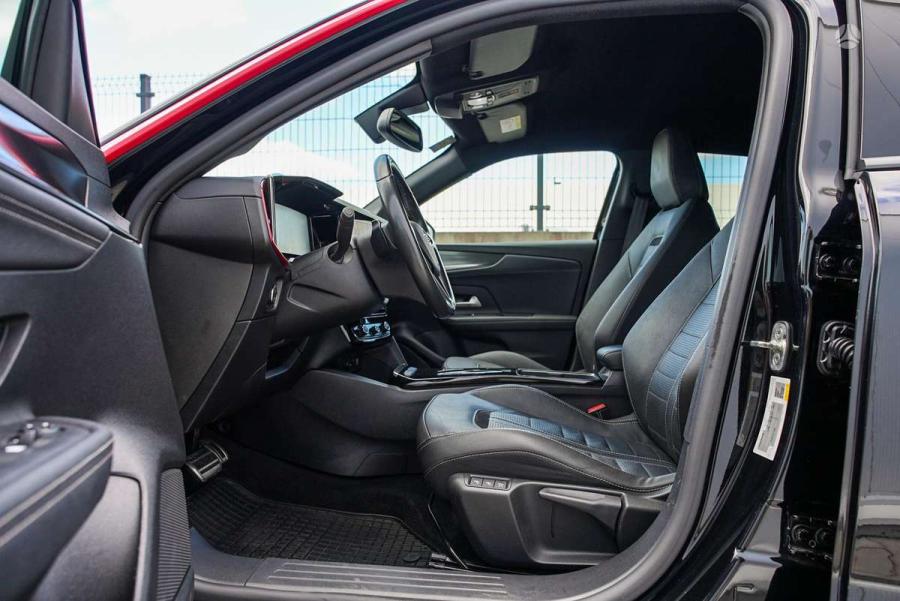 Melns Opel Mokka 2021 Kauņa, ar dzinēja tilpumu 1.20 L un nobraukumu 86 tūkst. km par 14950 €, foto 30 vietnē AUTOMOTO.COM.LV