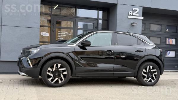 Black Opel Mokka 2021 in Riga, with an engine capacity of 1.60 L and mileage of 44 thousand km for 18900 €, photo 6 on AUTOMOTO.COM.LV