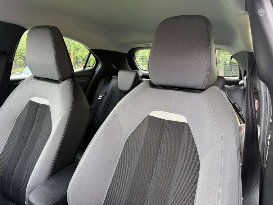 Black Opel Mokka 2021 in Panevezys, with an engine capacity of 1.20 L and mileage of 95 thousand km for 7600 €, photo 13 on AUTOMOTO.COM.LV