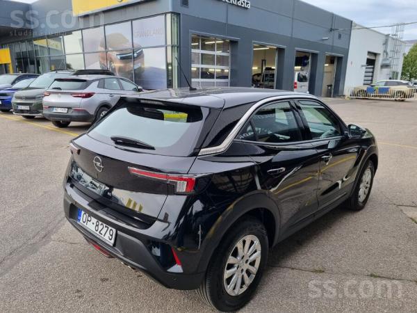 Black Opel Mokka 2021 in Riga, with an engine capacity of 1.20 L and mileage of 35 thousand km for 14800 €, photo 3 on AUTOMOTO.COM.LV