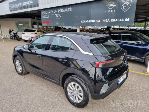 Black Opel Mokka 2021 in Riga, with an engine capacity of 1.20 L and mileage of 35 thousand km for 14800 €, photo 5 on AUTOMOTO.COM.LV