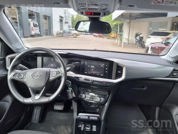 Black Opel Mokka 2021 in Riga, with an engine capacity of 1.20 L and mileage of 35 thousand km for 14800 €, photo 7 on AUTOMOTO.COM.LV