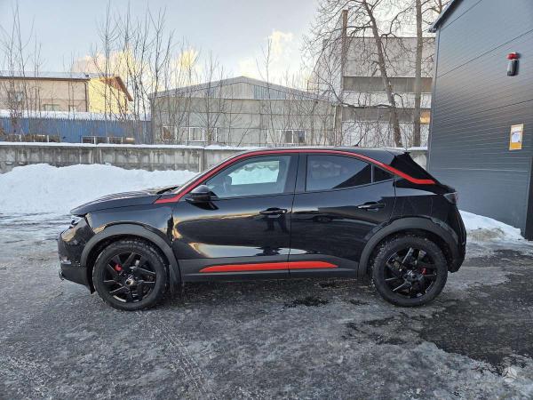 Black Opel Mokka 2022 in Kaunas, with an engine capacity of 0.00 L and mileage of 63 thousand km for 7700 €, photo 5 on AUTOMOTO.COM.LV