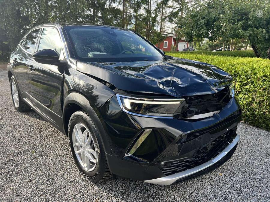 Black Opel Mokka 2022 in Kaunas, with an engine capacity of 0.00 L and mileage of 63 thousand km for 7850 €, photo 7 on AUTOMOTO.COM.LV