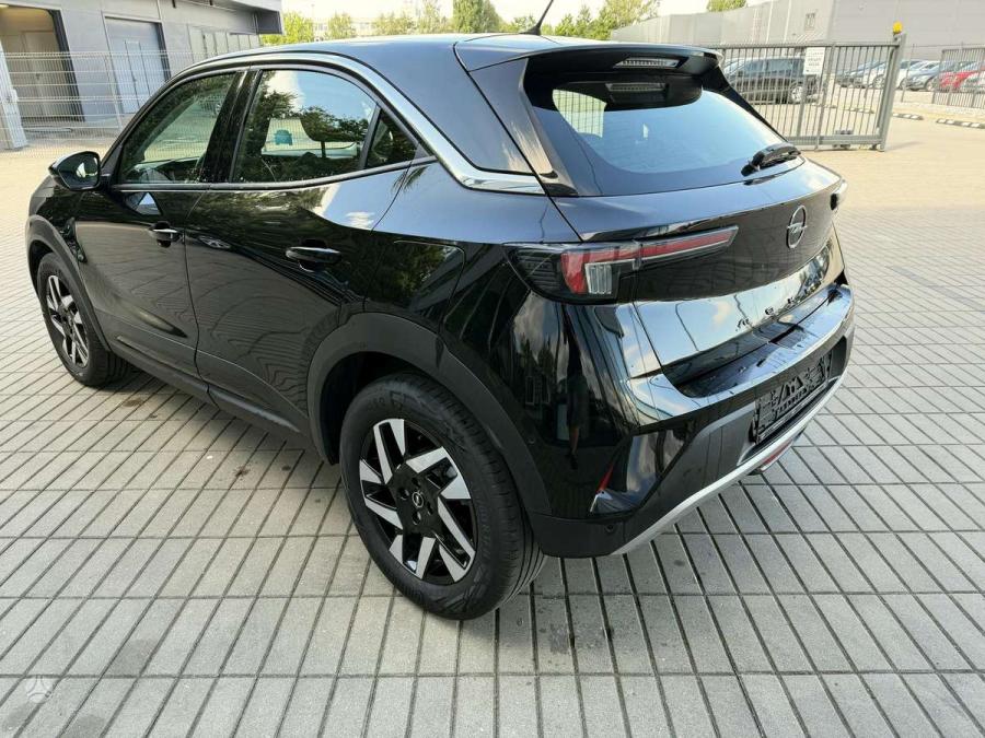 Black Opel Mokka 2022 in Kaunas, with an engine capacity of 1.50 L and mileage of 203 thousand km for 11500 €, photo 5 on AUTOMOTO.COM.LV
