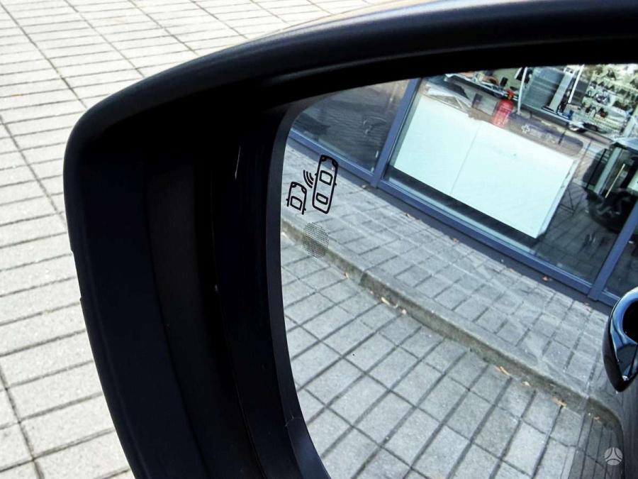 Black Opel Mokka 2022 in Kaunas, with an engine capacity of 1.50 L and mileage of 203 thousand km for 11500 €, photo 7 on AUTOMOTO.COM.LV