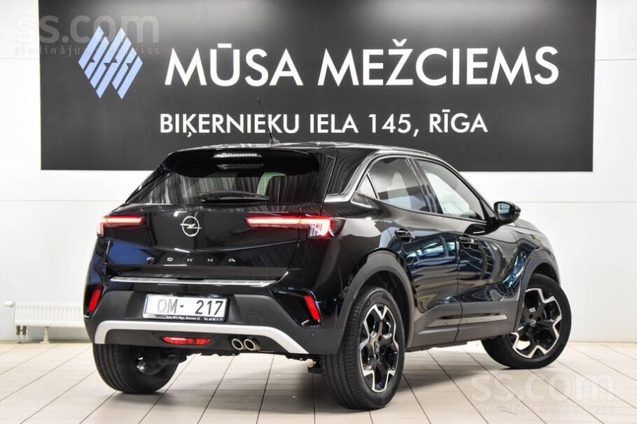 Black Opel Mokka 2022 in Riga, with an engine capacity of 1.20 L and mileage of 24 thousand km for 17990 €, photo 9 on AUTOMOTO.COM.LV