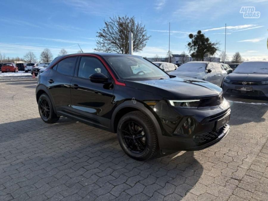 Black Opel Mokka 2023 in Kaunas, with an engine capacity of 1.20 L and mileage of 27 thousand km for 23368 €, photo 7 on AUTOMOTO.COM.LV