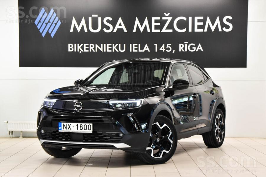 Черный Опель Mokka 2023 в Рига, объемом двигателя 1.20 л и пробегом 24 тыс. км за 19990 €, фото 1 на AUTOMOTO.COM.LV